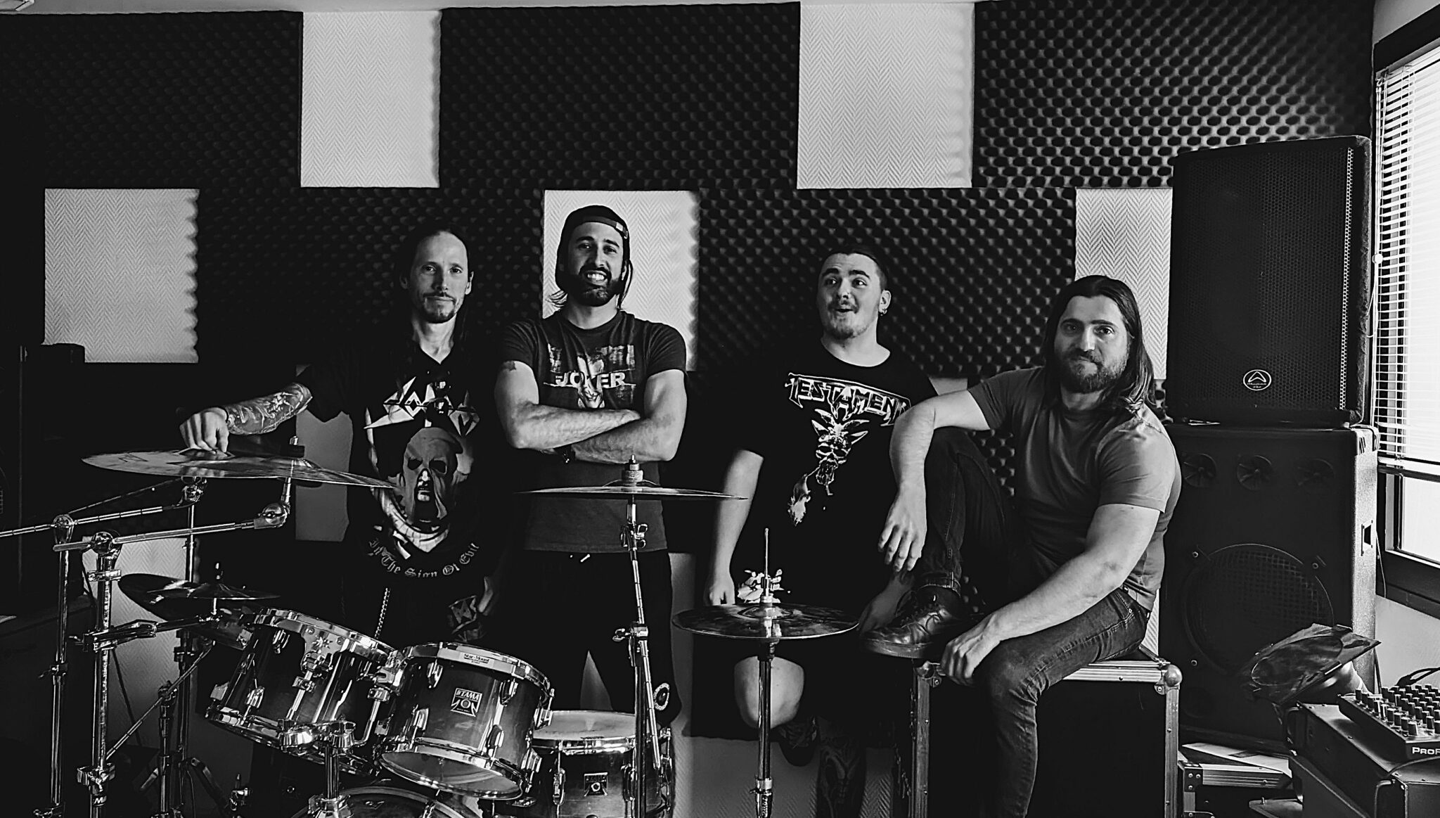 Interview avec ASRUNN et MARK du groupe EIHWAR ! - Les Interviews de ...