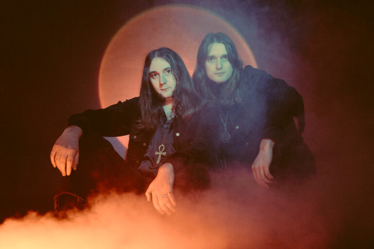 Interview avec ASRUNN et MARK du groupe EIHWAR ! - Les Interviews de ...